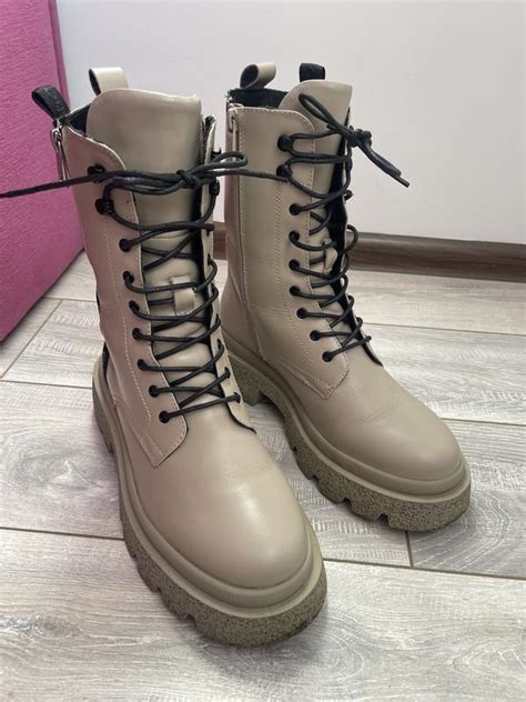 Жіночі зимові черевики Estro 39р — ціна 1800 грн у каталозі Чоботи