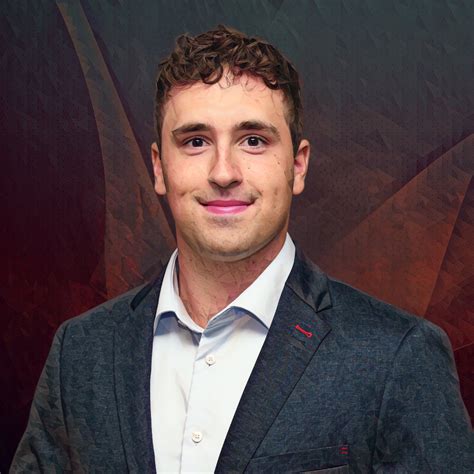 Josh Wright Bio — Pinnacle Advisors