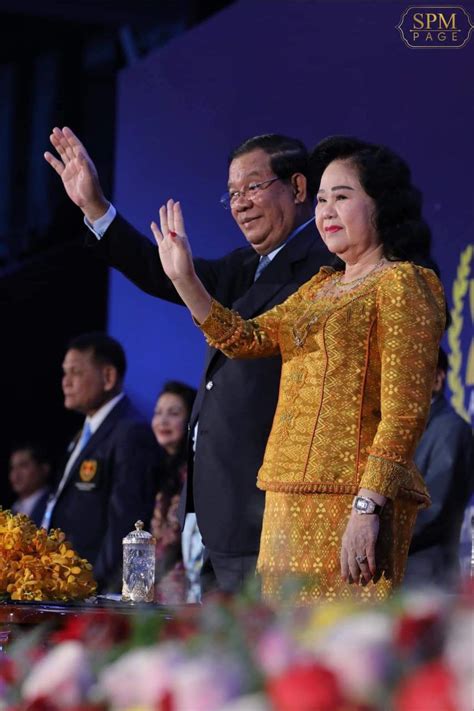 សម្ដេចតេជោ ហ៊ុន សែន និងសម្ដេចកិត្តិព្រឹទ្ធបណ្ឌិត អញ្ជើញបើកព្រឹត្តិការណ៍អាស៊ានប៉ារ៉ាហ្គេម លើកទី១២