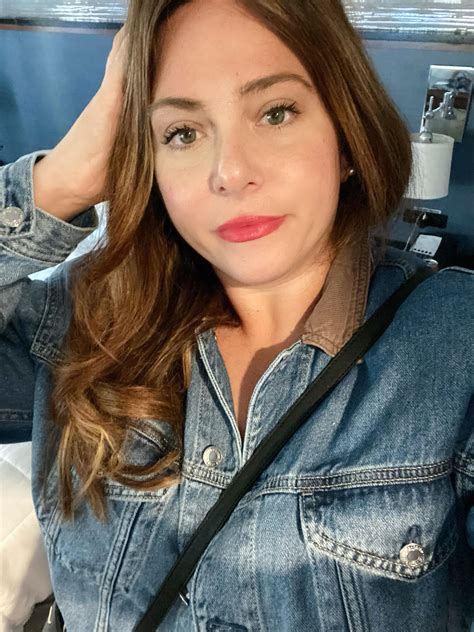 Do You Like This Selfie F30 Scrolller