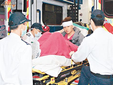 籃球小子遭童黨扑爆頭 東方日報