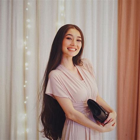 Selebgram Seksi Indonesia Bertalenta Yang Punya Banyak Karya