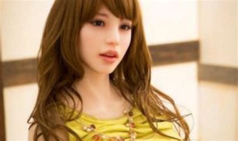 Η όμορφη Γιαπωνέζα που βλέπεις δεν είναι αληθινή αλλά Sex Doll Φωτό και βίντεο