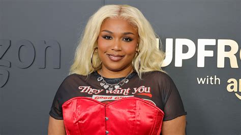 Lizzo Shows Off Stunning Weight Loss Transformation In New Video Watch