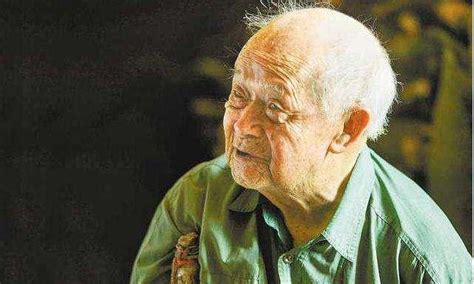 他一人殲敵400美軍，戰後卻隱姓埋名33年，因何事欠2400元巨款？ 每日頭條