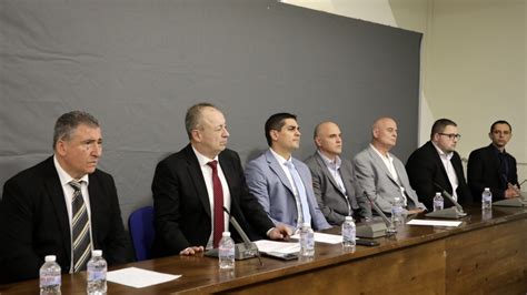 Петимата депутати подадоха заявления за напускане на парламентарната група на ИТН