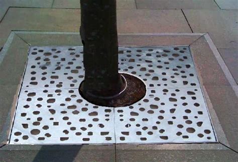 Blueton Street Site Furniture Ref Stainless Steel Tree Grilles