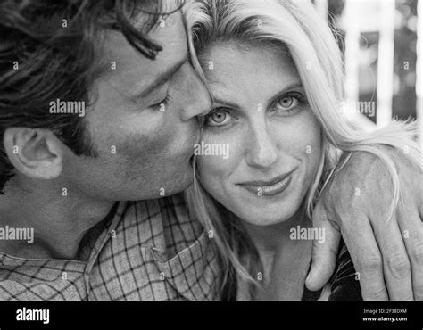 Couples Kissing S Hi Res Stock Photography And Images Alamy