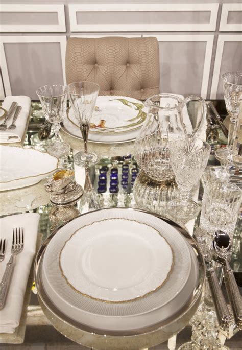 7 Essential Dining Room Table Setting Ideas To Elevate Your Meals