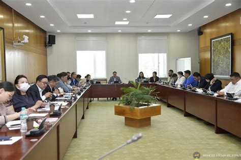 Эрхтэн эд эс шилжүүлэн суулгах тухай хуулийн төслийн талаарх ээлжит хэлэлцүүлэг боллоо