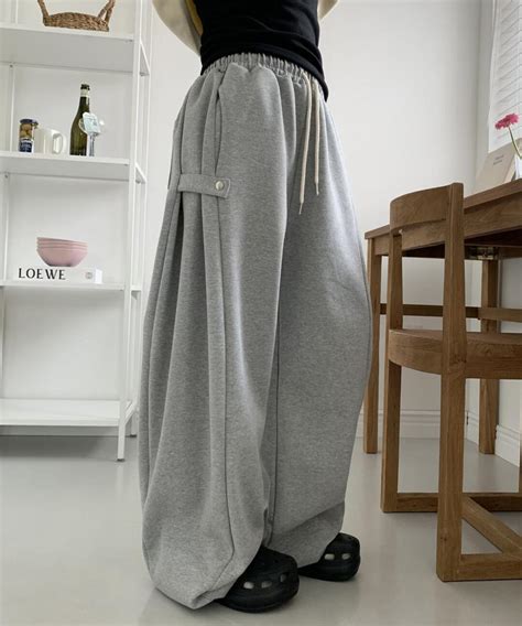 러브앤드팝 Unisex 스페이 스냅 벌룬팬츠