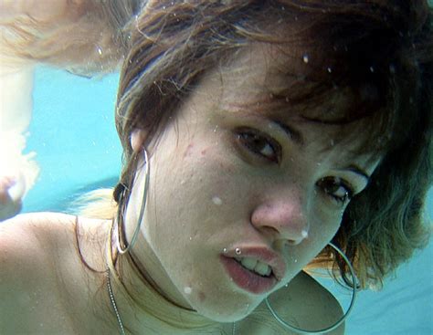 Lily Sex Underwater Tour