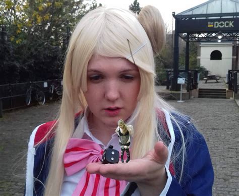 Giantess Handheld Cosplay By Richeyrko On Deviantart