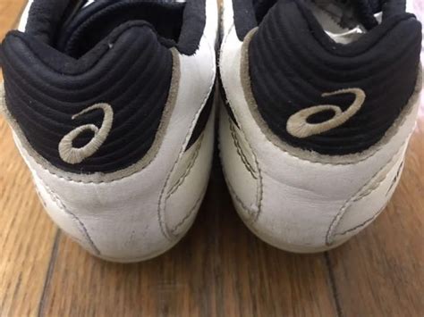 Asics Injector Ardito Sports Equipment Sports And Games Racket And Ball Sports On Carousell