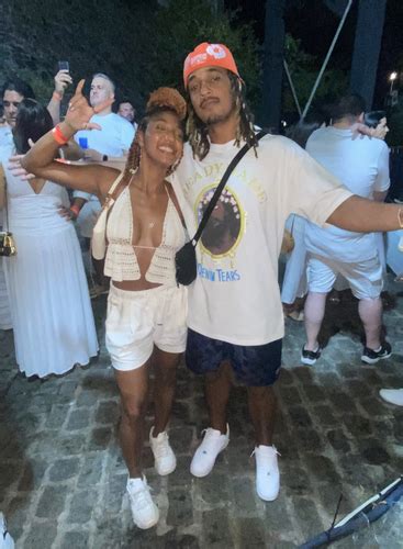 Danilo Mesquita E Domenica Caem Na Farra Em Show De Saulo No Carmo Veja Fotos E Vídeo