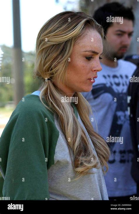 Lindsay Lohan Is Hot Lindsay Was On The Set Of Her New Film Labor