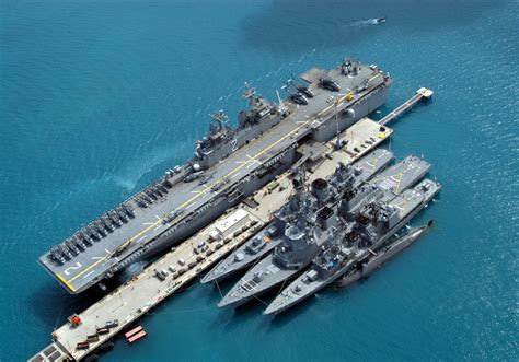 Amphibious Assault Ship Uss Essex Japanese Maritime Defense Force Jmsdf Ships Shimakaze