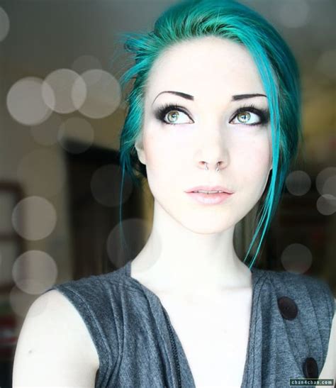 Pale Beauty Rprettygirls