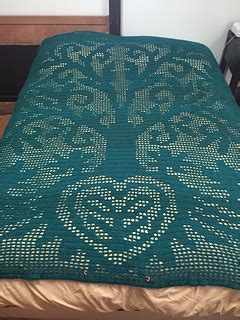 Ravelry Vancie S Tree Of Life Filet Blanket