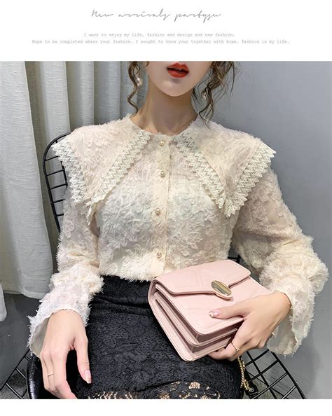 Badu Gr Γυναικείο δαντελένιο ανοιξιάτικο πουκάμισο με κουμπιά και μακρύ μανίκι Badu Gr