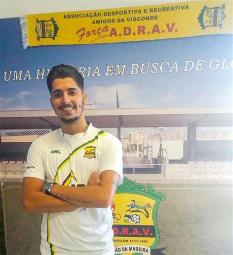 Vitória Empurrou Adrav Para A Liderança Isolada Labor