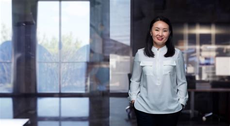 Э Уламбаяр ХасБанк эмэгтэй бизнес эрхлэгчдэдээ барьцааны хөнгөлөлт үзүүлж хүрч үйлчилдэг