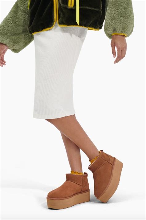 Bella Hadid Trägt Ugg Plateau Boots Und Hier Sind Alle Stores Wo Ihr Sie Noch Shoppen Könnt