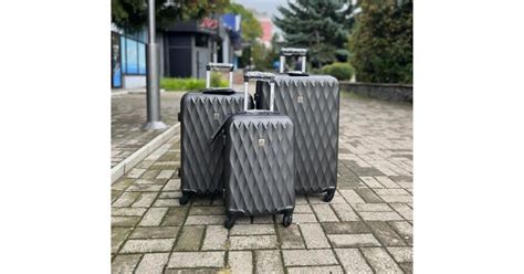 Купить Пластиковый чемодан на колесах Wings 190 маленький серый ...