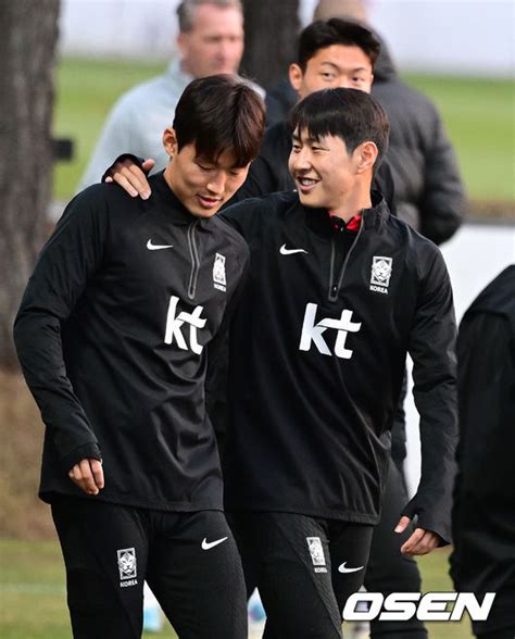 사진 손준호 이강인 다정하게 네이트 스포츠