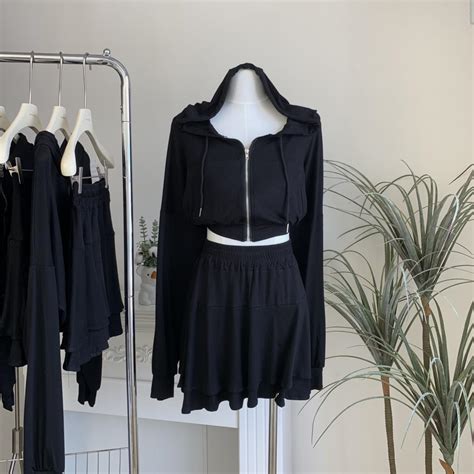 이어리시 캉캉 치마 트레이닝복 세트 크롭 후드 투피스 모자 찰랑찰랑 스커트 운동복 데일리 꾸안꾸