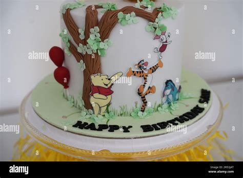 Winnie The Pooh Birthday Cake Winnie The Pooh White Birthday Cake A