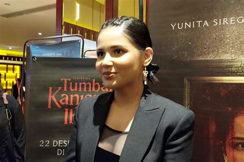 Foto Main Di Tumbal Kanjeng Iblis Yunita Siregar Mengenang Masa Kuliah