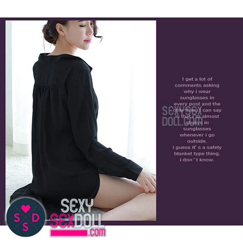 Black Shirt SexySexDoll