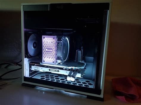 Sexy Used Parts PC MATX White Build Builds Gg