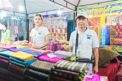 ផលិតផលខ្មែរជាង៥០០មុខត្រូវបាននាំមកបង្ហាញនិងដាក់លក់ក្នុងបុណ្យទន្លេ សុីសុីថាមស៍