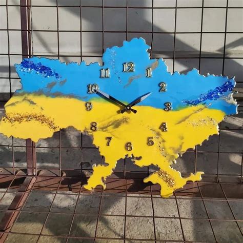 Годинник настінний жовто блакитний з епоксидної смоли карта України 90х60 см мапа герб України