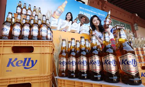 [포토] 하이트진로 신제품 맥주 ‘켈리 출시 매일경제