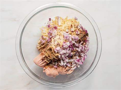 Spicy Seasoned Turkey Burgers Peel With Zeal