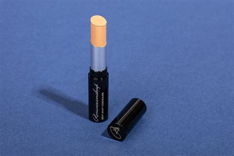 Лучшие консилеры: отзывы | Beauty Insider