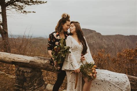 What Is A Commitment Ceremony How To Plan One This Year