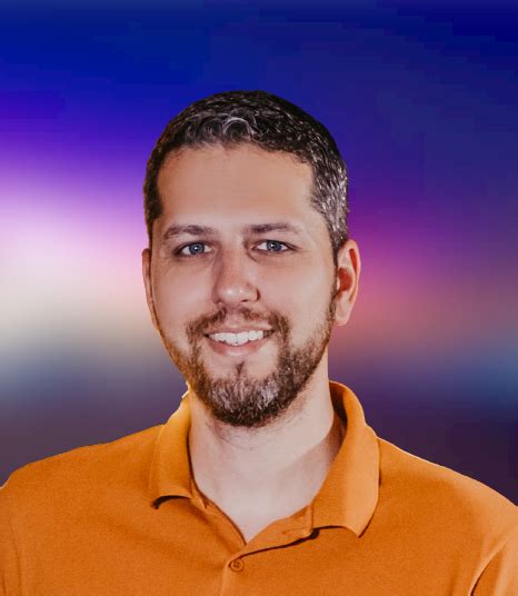 About Adan Nogueira Medium