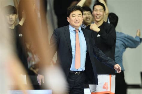 선수들이 짠한 캐롯 김승기 뭘 먹고 다닐지좋은 날 오겠죠 파이낸셜뉴스