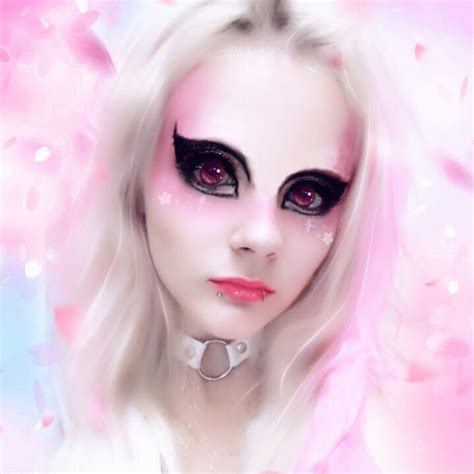 Biografia Bibi Babydoll Ikarus