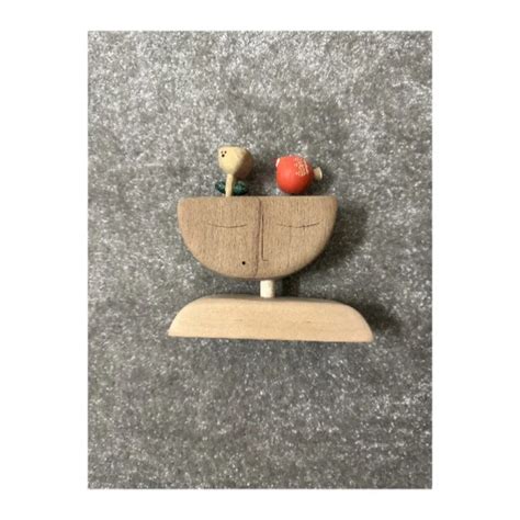 کمدا قیمت و خرید مجسمه گل به سر چوبی رنگ کرمی سایز 14 14