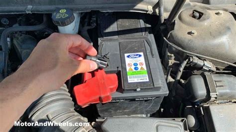 Car CD Player Wont Stop Ejecting Try These Steps Motor Wheels