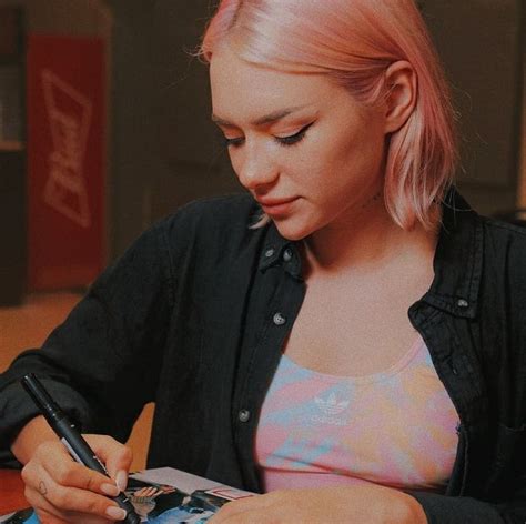 Алина Олешева Кис кис Знаменитости Панк рок Панк