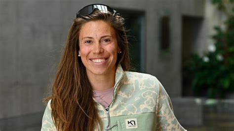 „já A Podpatky Špatný Směje Se Snowboardistka Eva Adamczyková