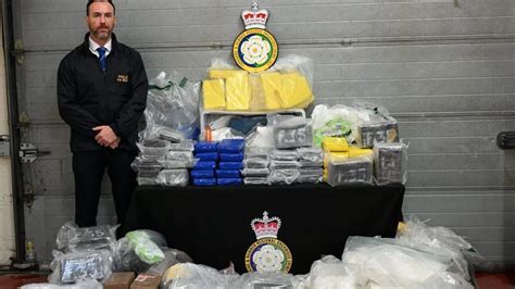 Cjng En Reino Unido Encarcelan A Traficantes Que Distribuían Cocaína