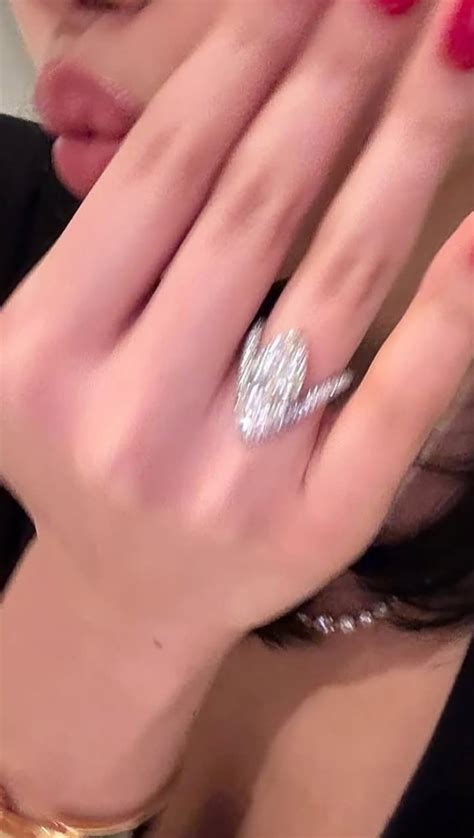 ქალურობის აკადემია ურთიერთობები სექსი ელექტრონული სახელმძღვანელო “ქალიდან ქალღმერთამდე” 🔥