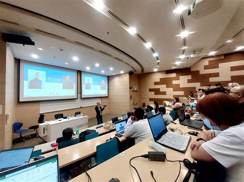 Less Me More Gen Ai Thinktan